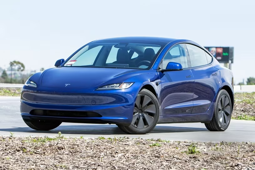 Tesla Model 3 – Car Rent Dubai
